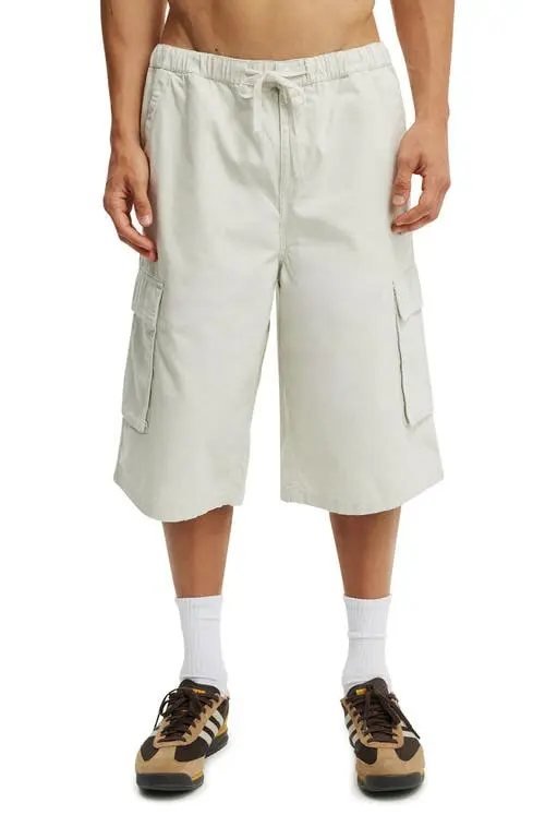 COTTON ON Super Baggy Cargo Short - Stone
