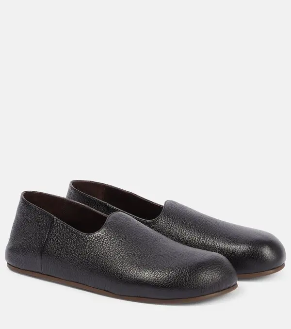 THE ROW Hugh Leather Slip-on Shoes - Black