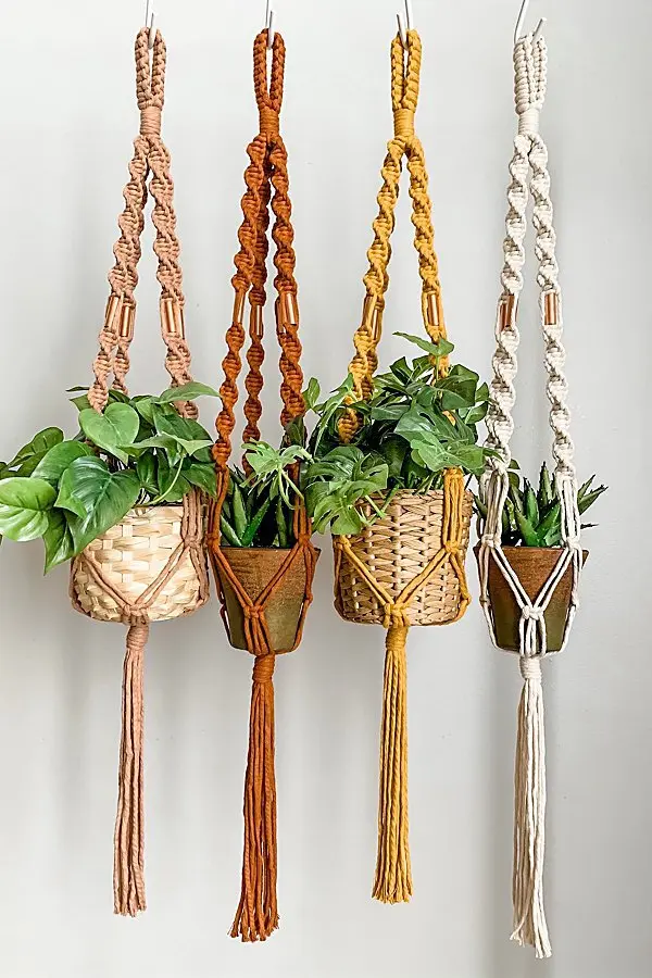I WOULD RATHER KNOT Macrame Plant Hanger With A Twist - Natural