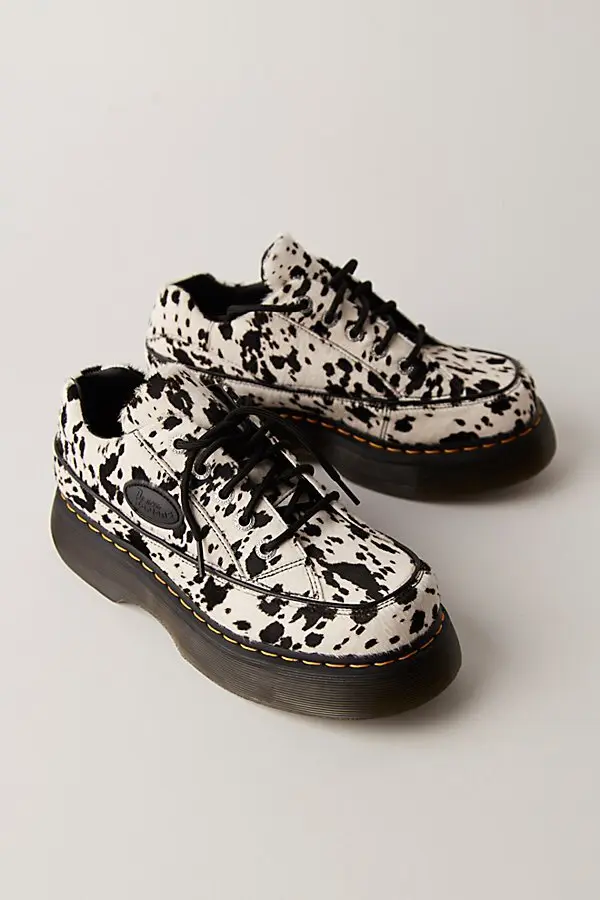 Dr. Martens Buzz Hair On Hide Oxfords - Cream/black Dalmation