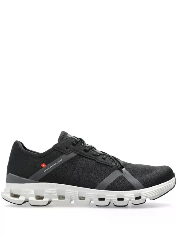 On Cloud X 4 Trainers - Black