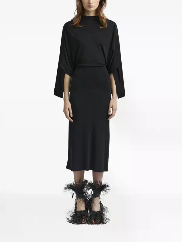 16Arlington Catius Maxi Dress