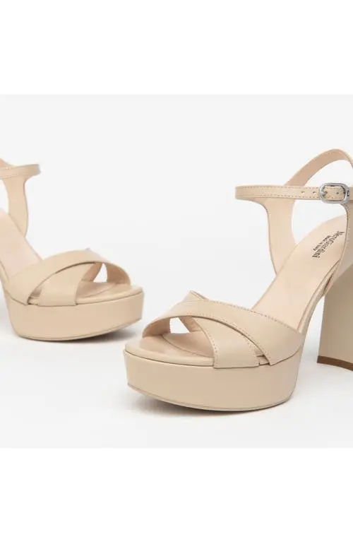 NEROGIARDINI Ankle Strap Platform Sandal - Latte