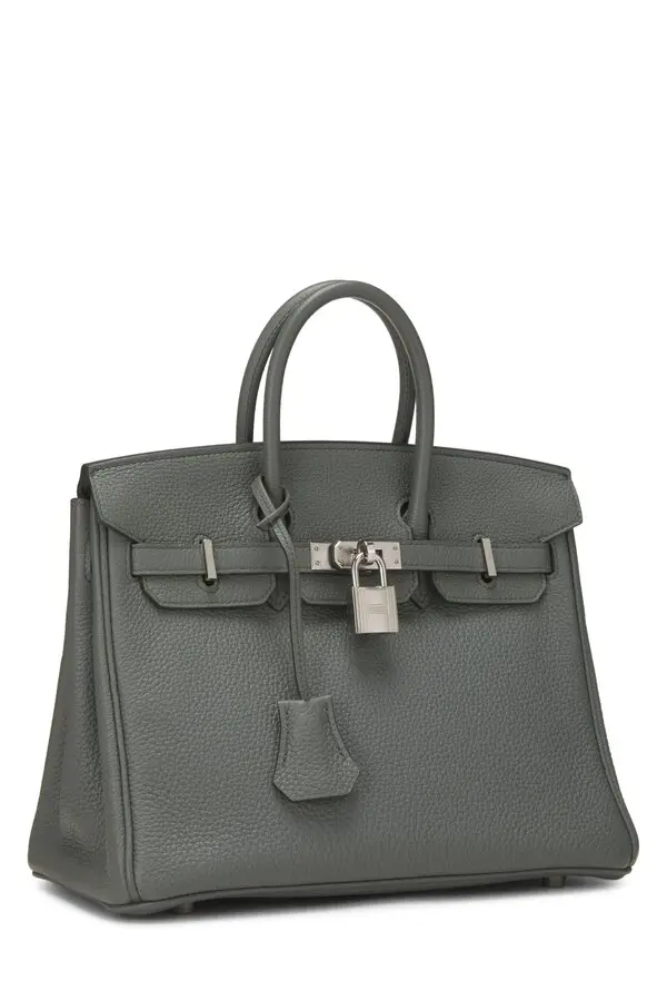 Hermès - Hermès Vert Amande Togo Birkin 25