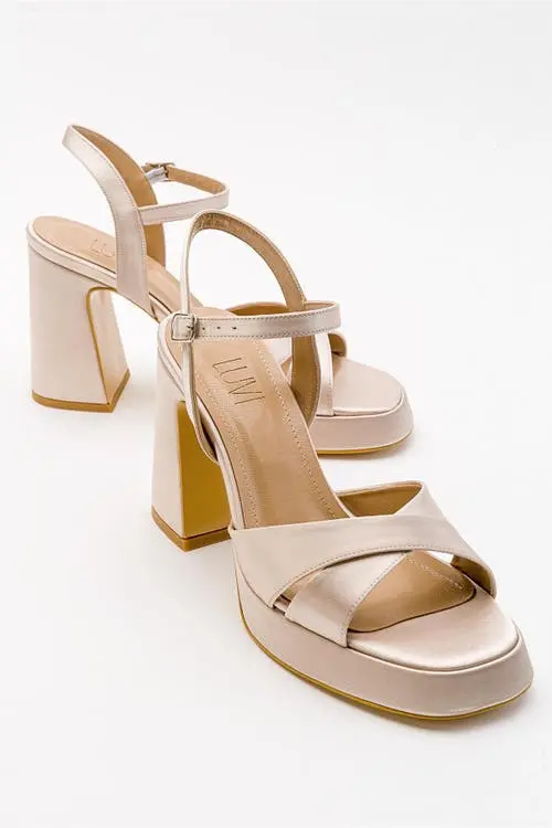 FOREVER & ALWAYS SHOES Yvonne Platform Sandals - Beige