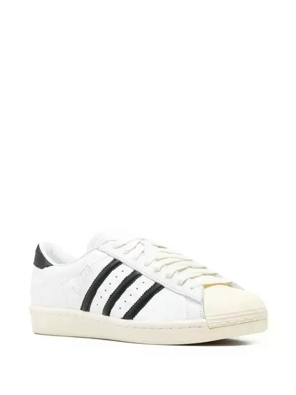 Adidas Superstar Sneakers