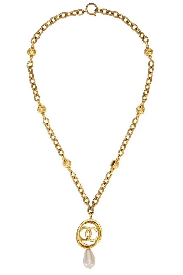 Chanel Cc Pearl Swing Necklace - Gold
