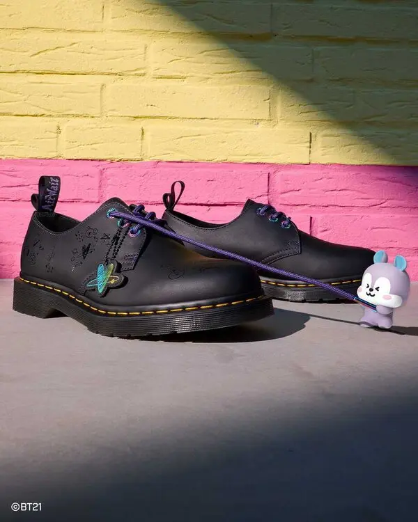 Dr. Martens 1461 Bt21 Leather Oxford Shoes - Black