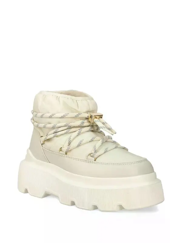 Inuikii Endurance Puffer Boots
