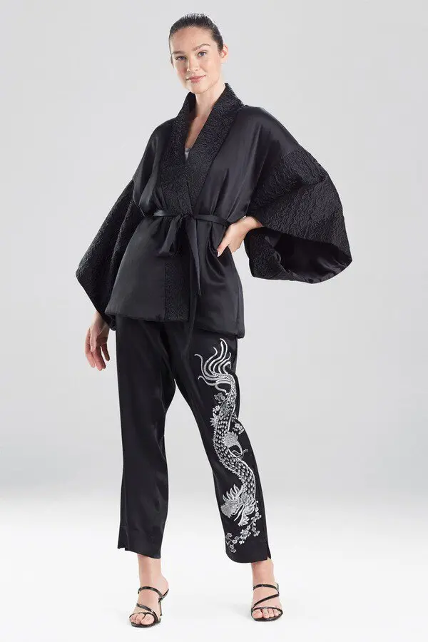 Natori Chinoiserie Embroidery Silk Wrap - Black