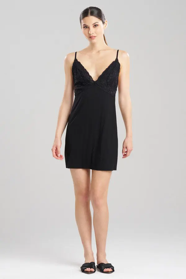 Natori Feathers Essentials Lenzing Ecovero Viscose Lace Chemise - Black