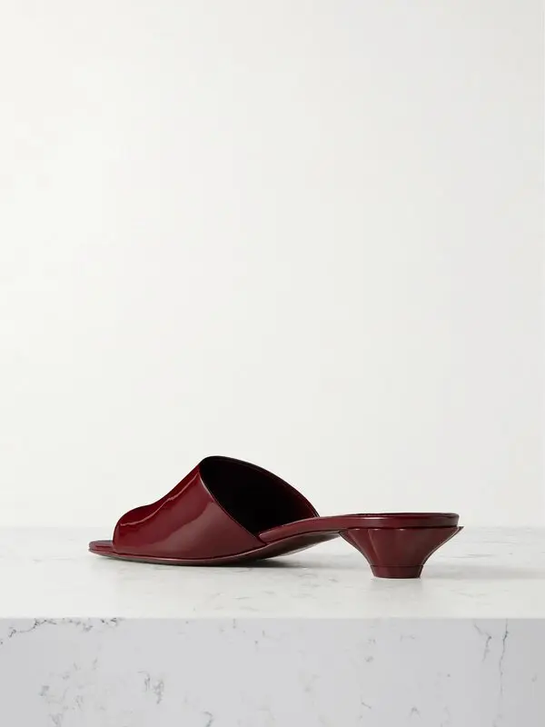 Chloé Flower Patent-leather Sandals