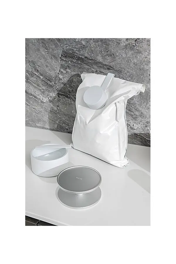 BOO OH Mogo Dog Bowl Stand
