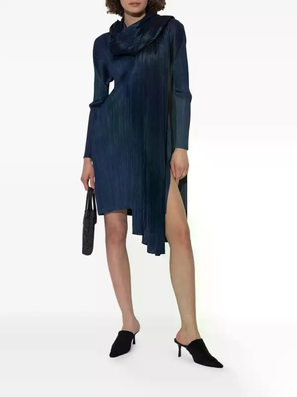 Issey Miyake Pleated Dress - Blue