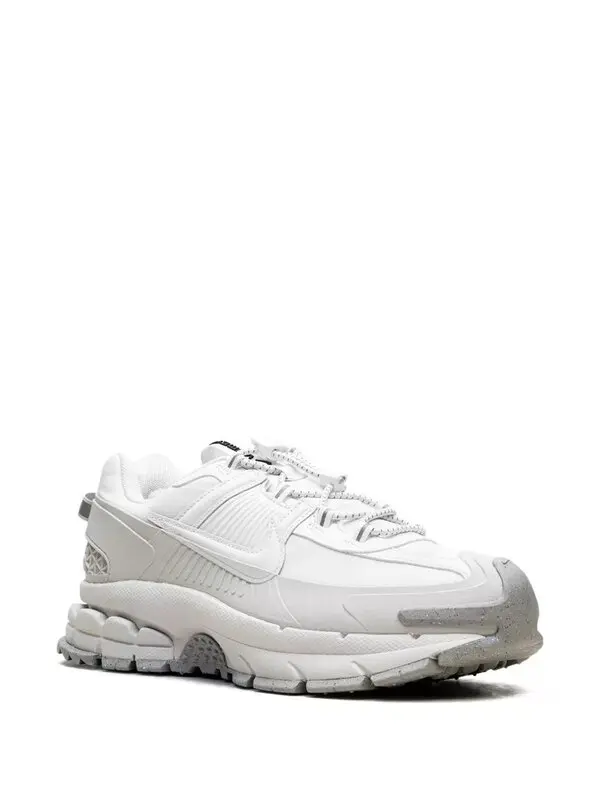 Nike Zoom Vomero Roam Summit Sneakers - White