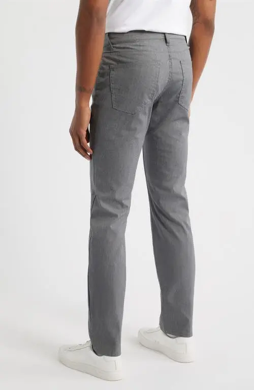 BRAX Chuck Modern Fit Chambray Pants - Platin