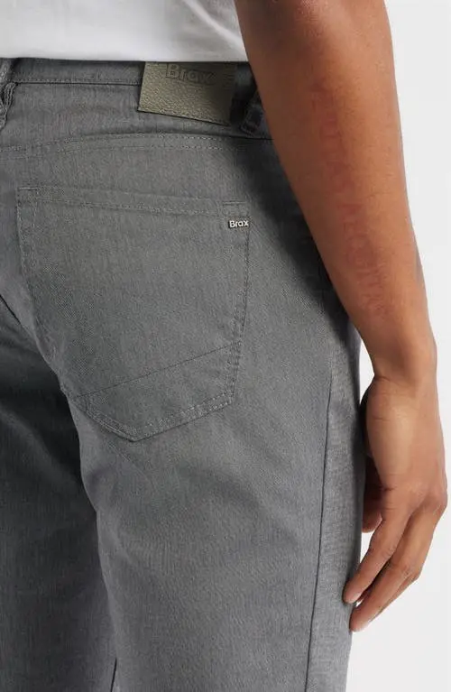 BRAX Chuck Modern Fit Chambray Pants - Platin