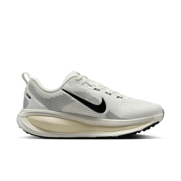 Nike Vomero 18 Road Running Shoes - White