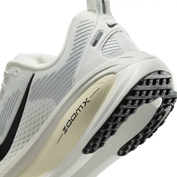 Nike Vomero 18 Road Running Shoes - White