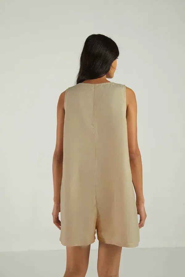REISTOR Romp And Play Romper - Neutral