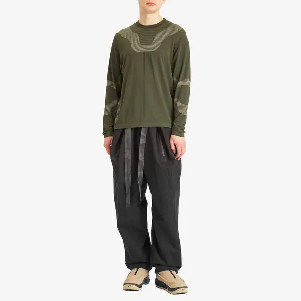 Nike Ispa Adapt Wrap Pant - Black | Editorialist