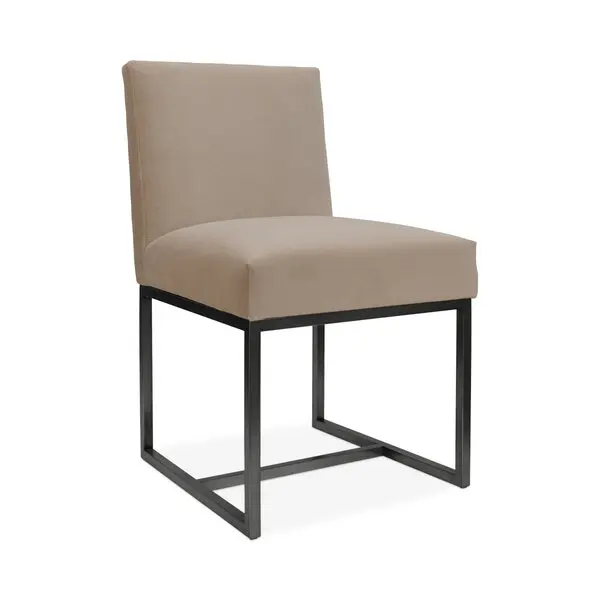 UNIVERSAL Arvin Dining Chair