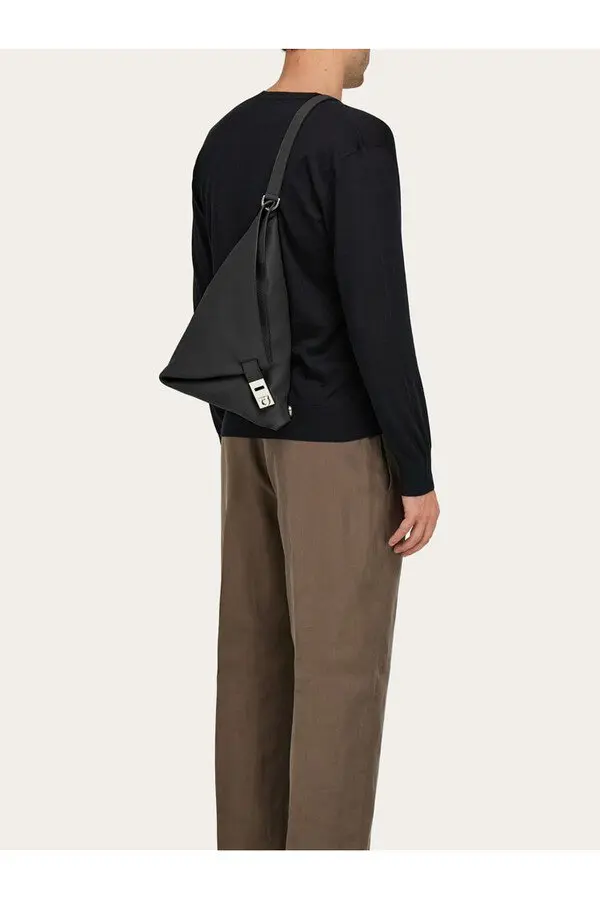 FERRAGAMO Hug Buckle Sling Bag - Black