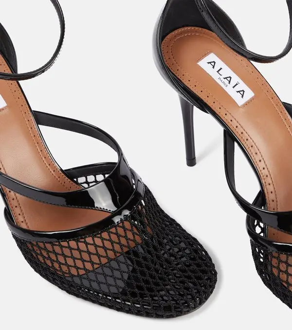 Alaïa Infradito 90 Fishnet Patent Leather Pumps - Black