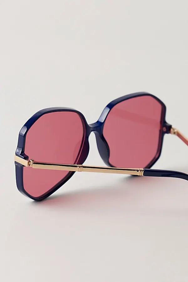 Free People Jerry Oversized Sunglasses - Navy/pink