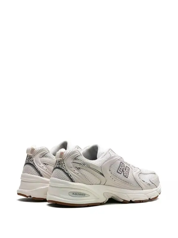 NEW BALANCE 530 Sneakers - Neutrals