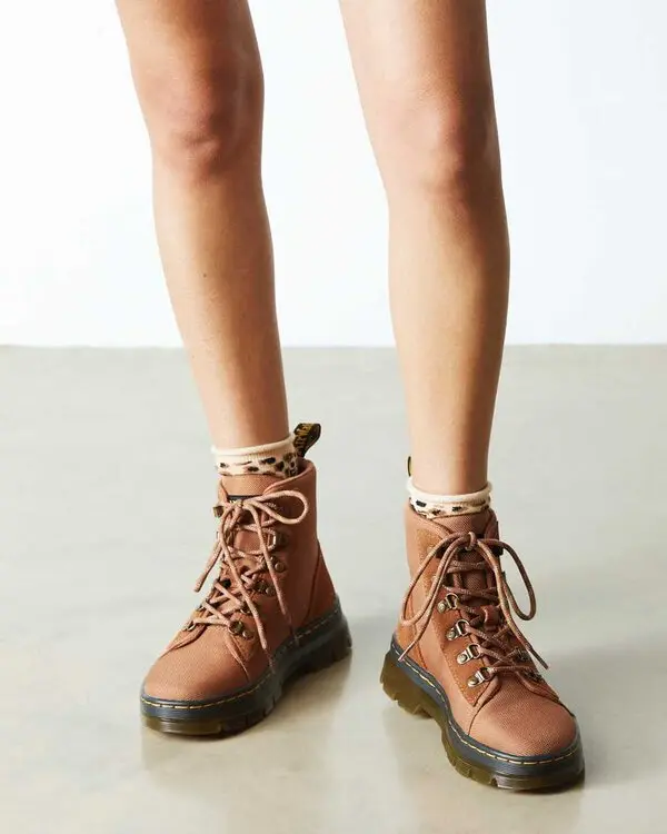 Dr. Martens Combs W Suede Utility Boots