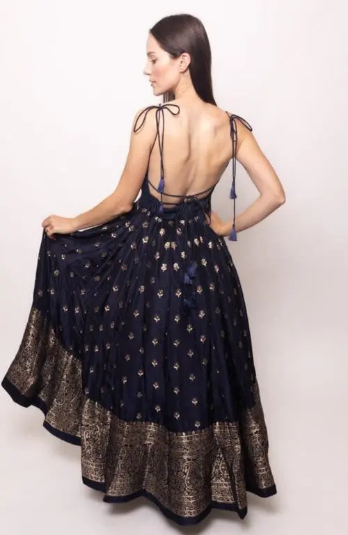 RAAS Alastair Open Back Gown