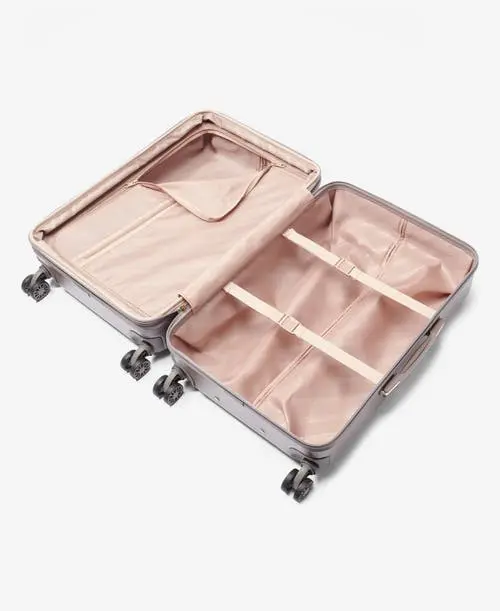 Dkny 25" Upright Suitcase - Ash