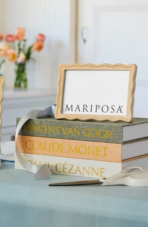 MARIPOSA Wavy Picture Frame