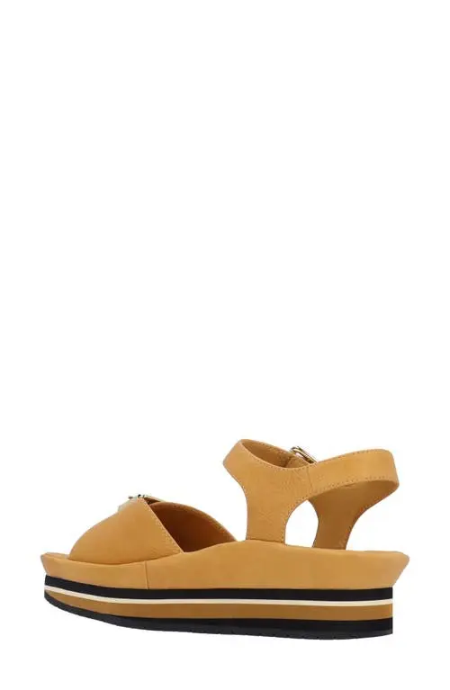 L'AMOUR DES PIEDS Vardant Platform Sandals - Lioness