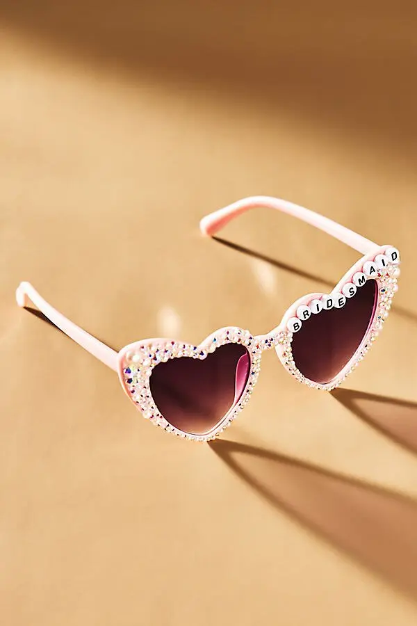 UNTAMED PETALS Bridesmaid Heart Sunglasses - Pink