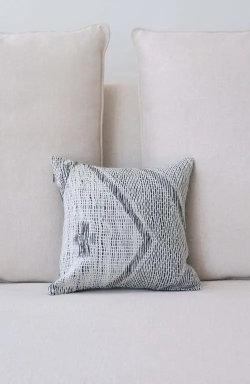 Voz Zig-zag Wave Small Decorative Pillow - Series 1
