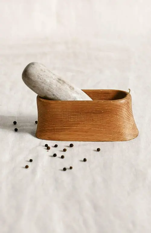 THE COLLECTIVE Oak Mortar And Marble Pestle