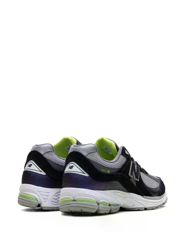NEW BALANCE X Dtlr 2002r Noir Sneakers - Purple