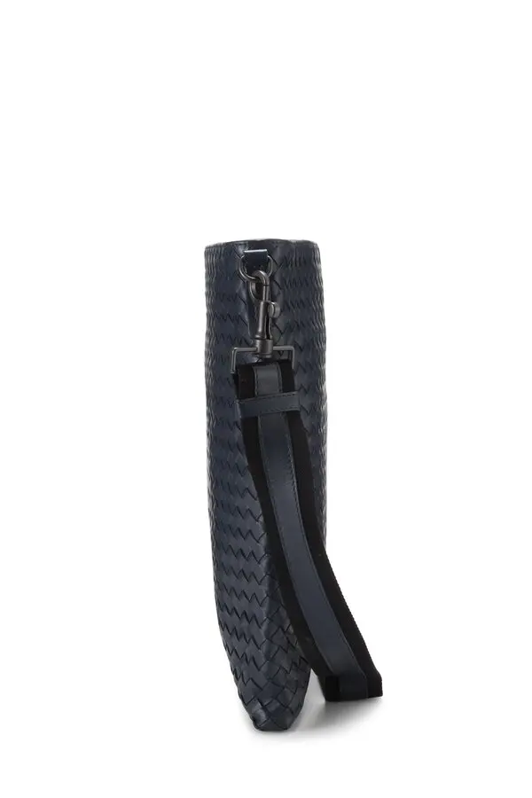 Bottega Veneta Intrecciato Leather Flat Messenger Bag - Navy