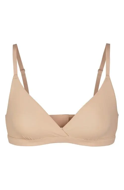SKIMS Fits Everybody Crossover Bralette - Clay