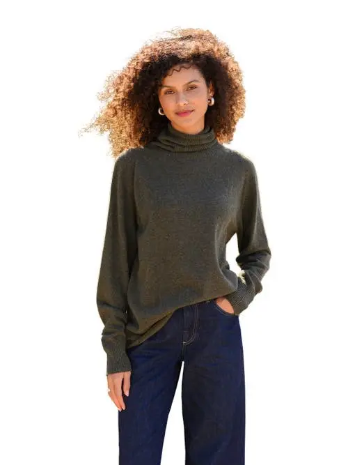 CELTIC & CO. Geelong Wool Slouchy Turtleneck Sweater - Olive
