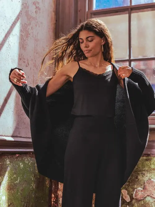 CELTIC & CO. Supersoft Cocoon Cardigan - Black