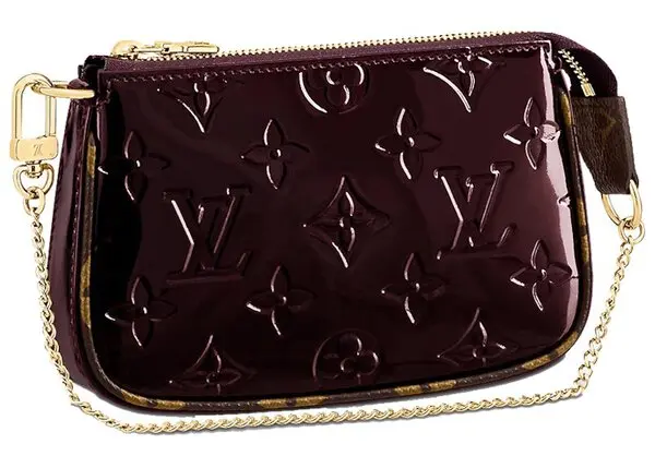 LOUIS VUITTON Mini Pochette Accessoires Monogram Vernis - Amarante Red