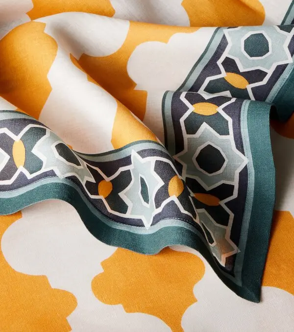 La DoubleJ Plaza Medium Linen Tablecloth - Multicoloured