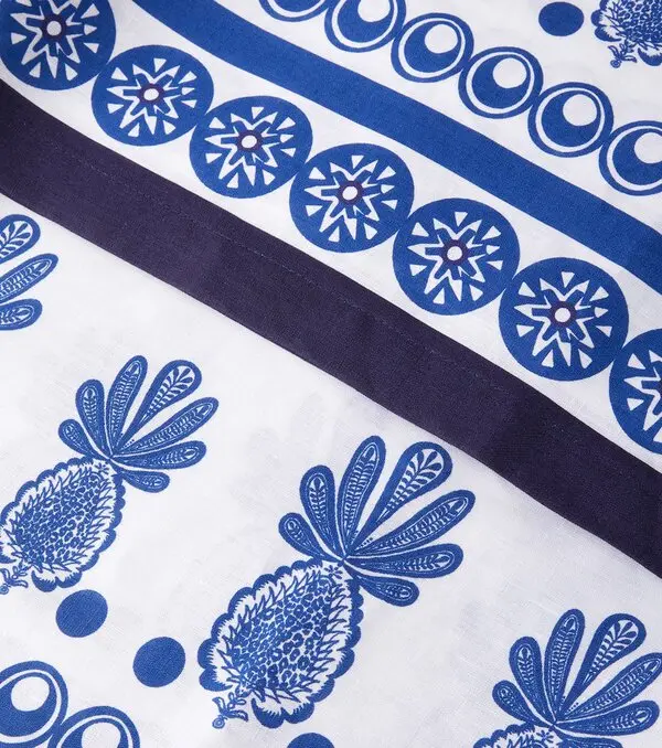 La DoubleJ Big Pineapple Blu Medium Tablecloth