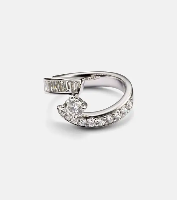 BUCHERER FINE JEWELLERY Inner Fire 18kt White Gold Diamond Ring - Silver