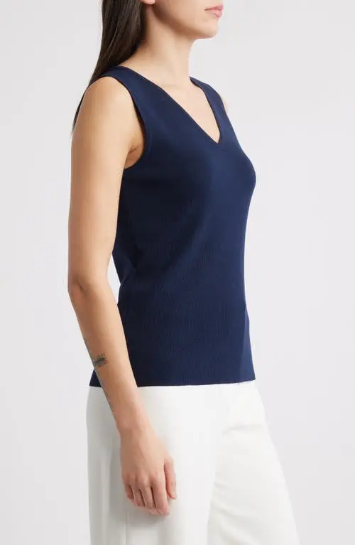 TAHARI ASL V-neck Sweater Tank