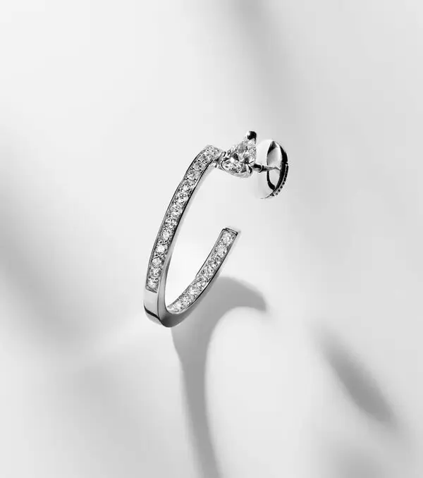 REPOSSI Serti Sur Vide 18kt White Gold Single Hoop Earring With Diamonds - Silver