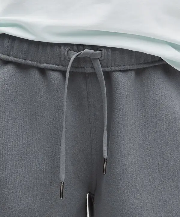 Lululemon Scuba Mid-rise Oversized 7" Short - Solar Grey